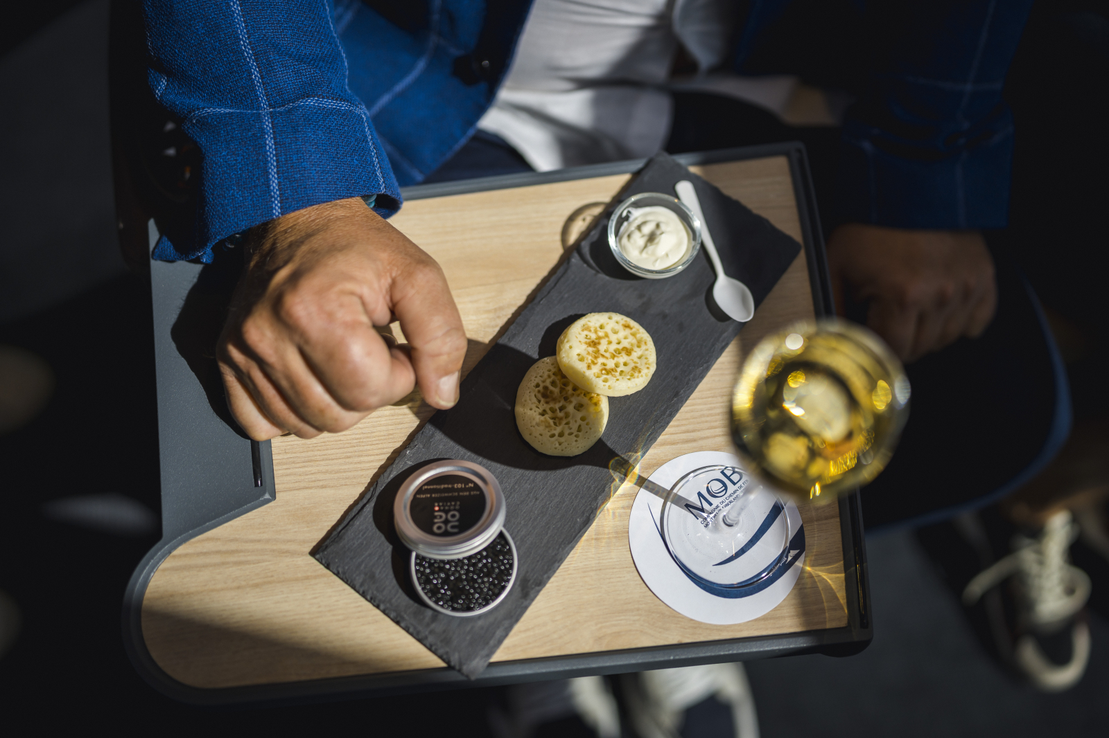 Oona Caviar fährt mit.. | Oona Caviar